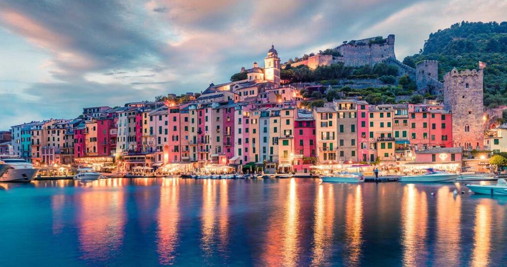 Portovenere: una passeggiata nel borgo ligure - The Story Square